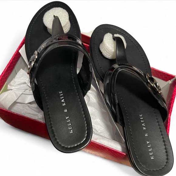 Kelly & Katie | Shoes | Kelly Katie Glossy Black Sandals | Poshmark